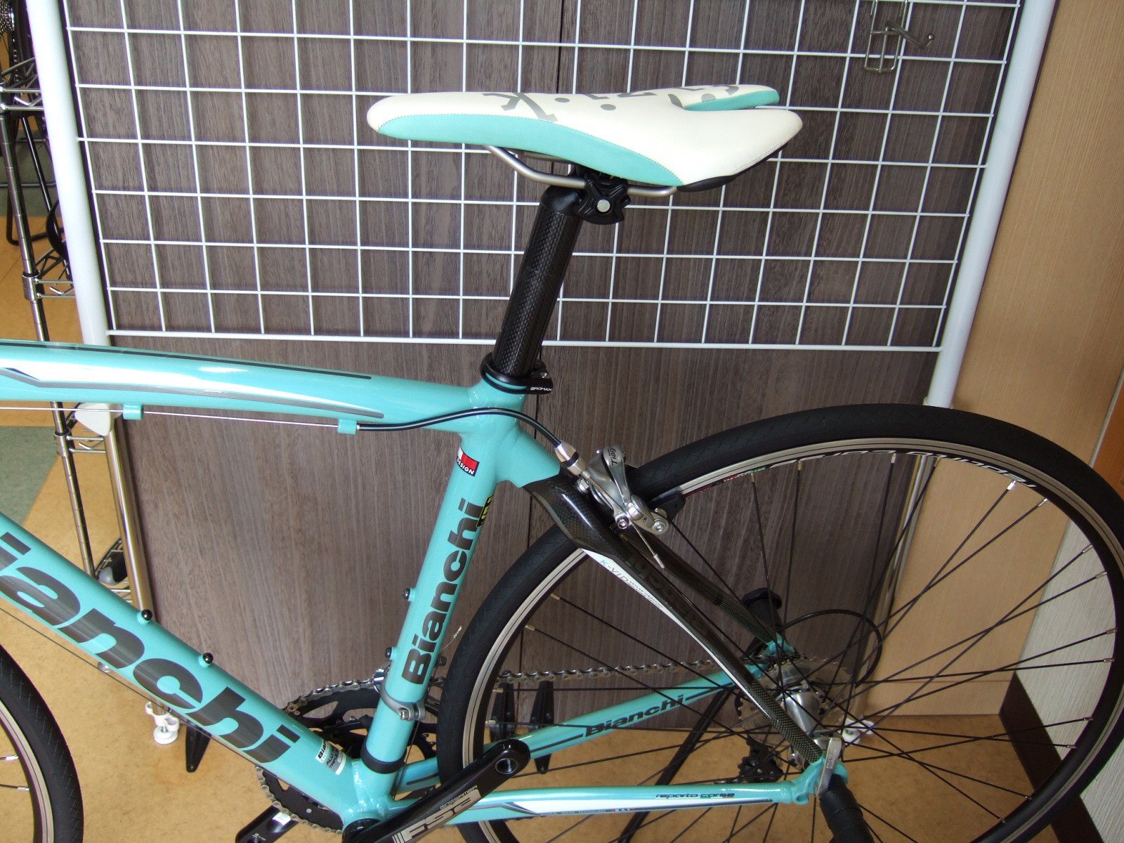 Bianchi NIRONE 7 C2C（ビアンキ ニローネ 7 C2C）｜BIKE SHOP アティック